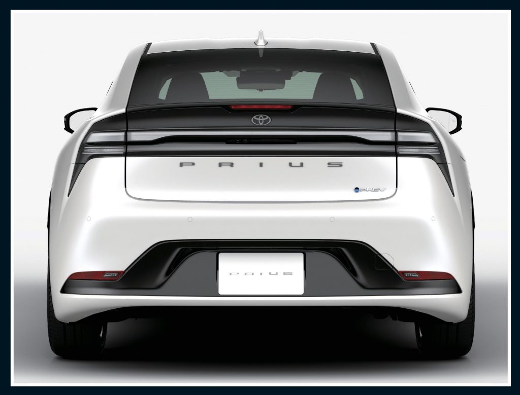 【新型プリウスPHEV】ハイブリッド車との違いは？見た目や走行性能、ソーラー充電システムをご紹介！ - 桐生バイパス店