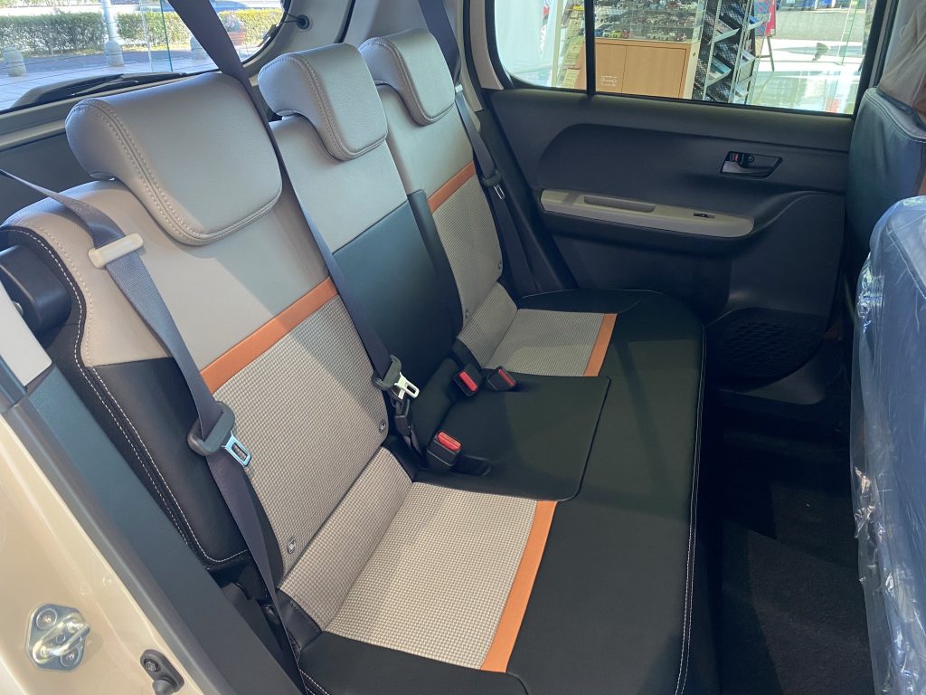 展示車が新しく登場しました！従来のパッソの魅力とPASSO MODA “Charm”を徹底解説！ お役立ち情報 展示車が新しく登場しました ...